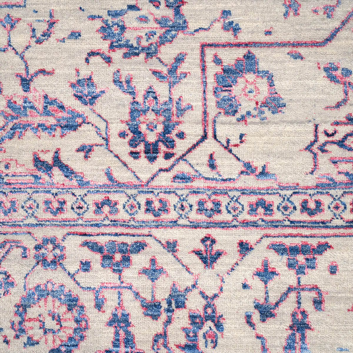 DIA - 3313 SERAPI, Handknotted Carpet, Silver & Mix – Diamond Carpets